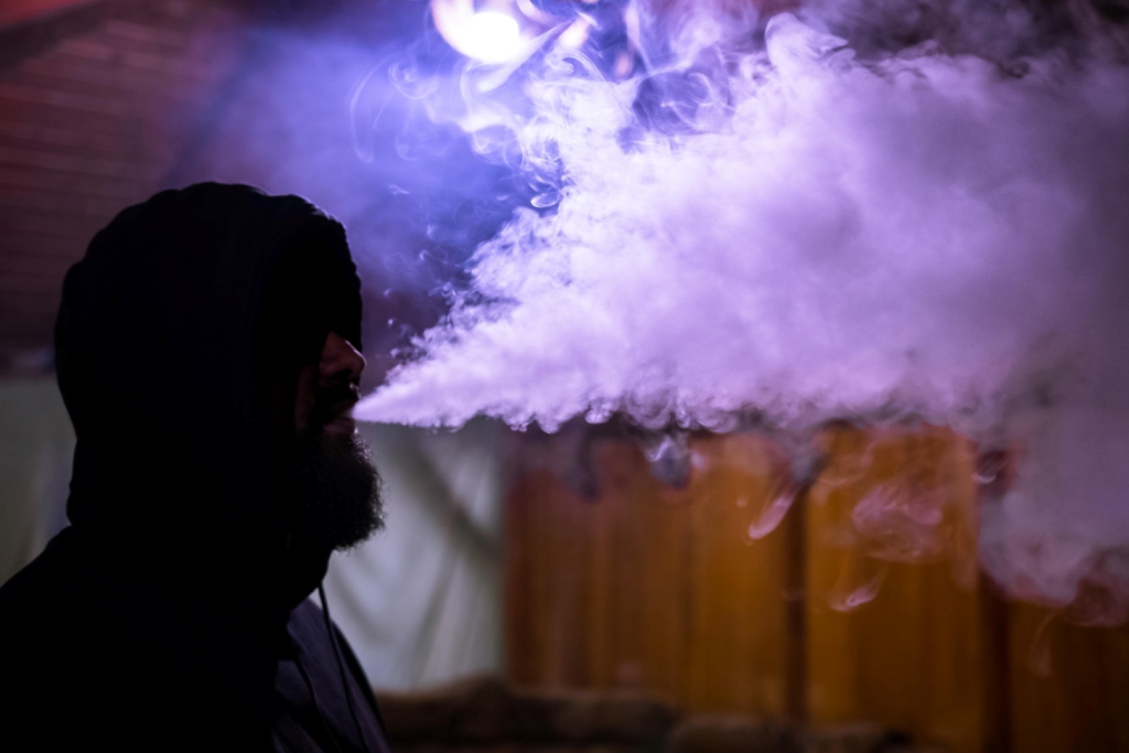 The rise of disposable e-cigarettes: why they're changing the vaping ...